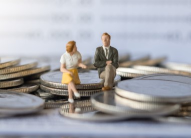 The need to encourage employees to open up about money worries | Reward ...