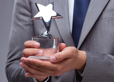 How to supercharge recognition with symbolic awards | Reward and ...