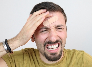 How to tackle sickness absences with rewards and benefits | Reward and ...
